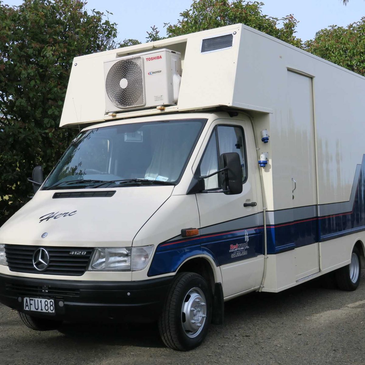 Herc – 1 Station Makeup / Wardrobe Van – Redwood Industries